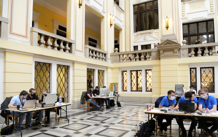 PTE Műszaki és Informatikai Kar - Programozásban mindenkinél jobbak ...